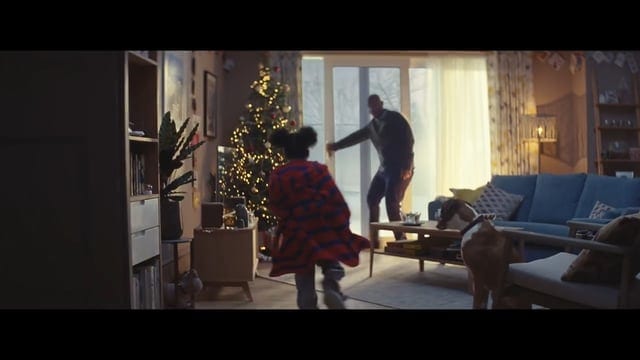 John Lewis Christmas Commercial: Buster The Boxer - DAILY COMMERCIALS