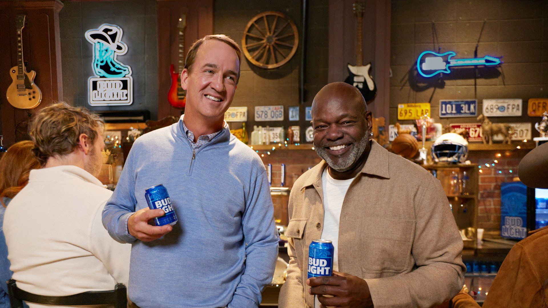 Bud Light Ad featuring Peyton Manning and Emmitt Smith