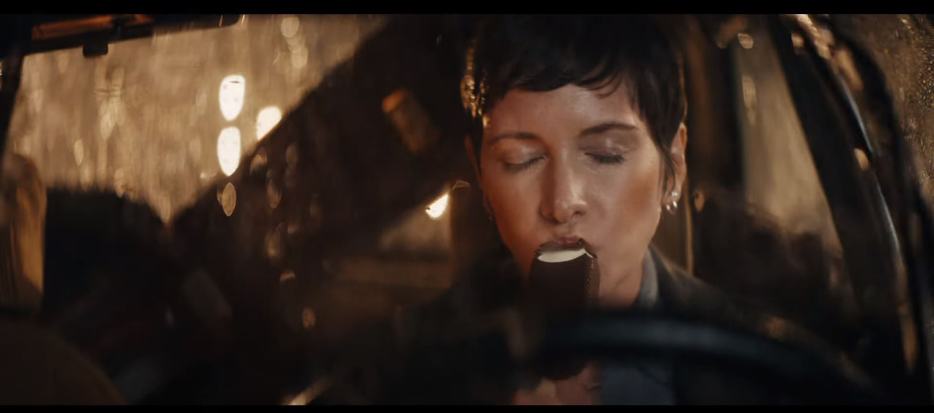 MAGNUM ad - A Chilling Tale of True Love and Fake Treats - DAILY ...