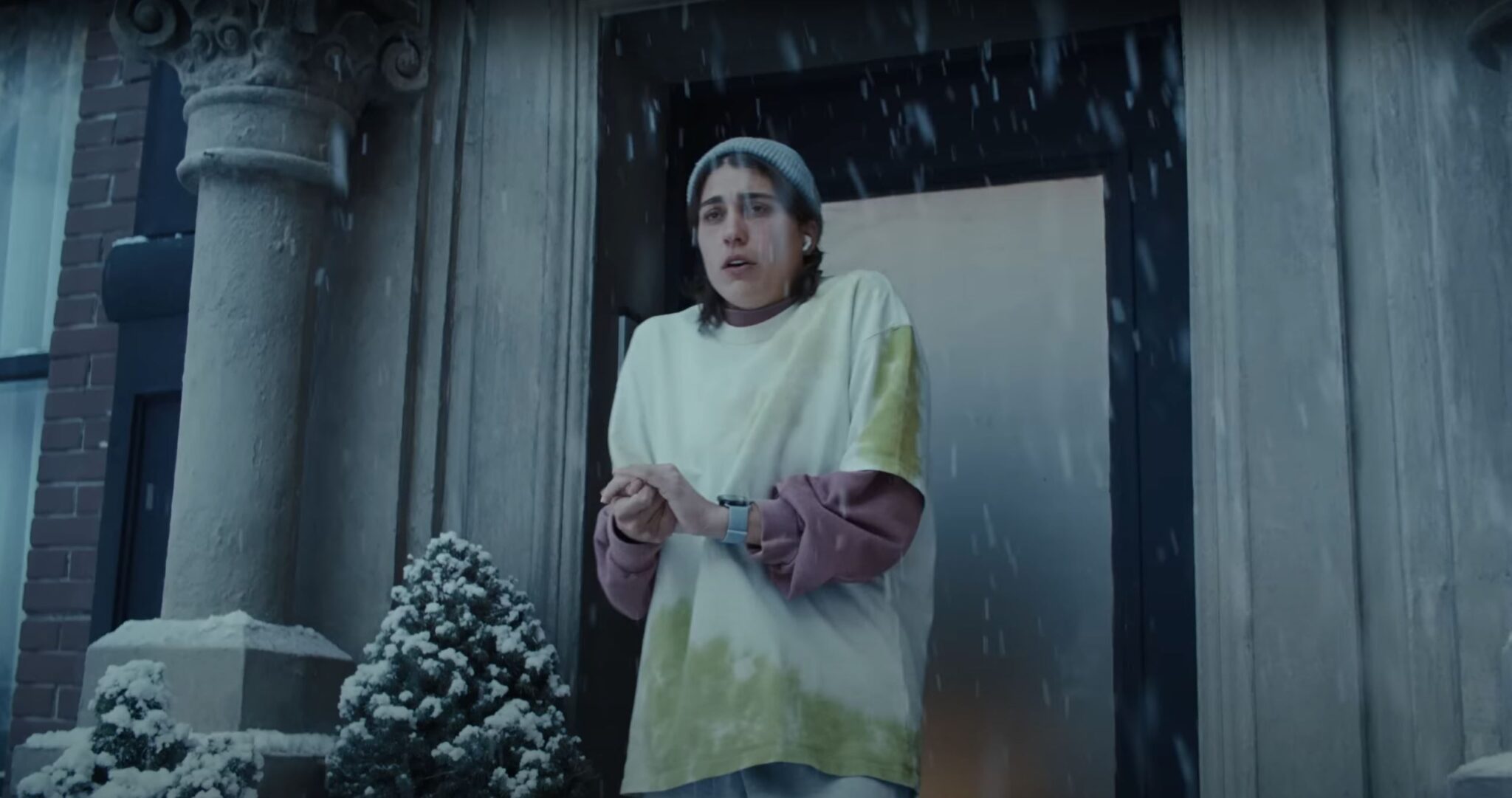 Apple Commercial Actress 60 Photos - Moonagedaydream.film