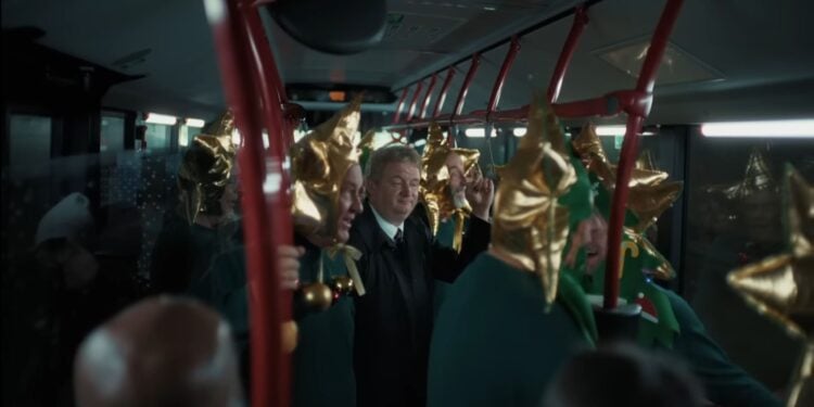 Amazon 2024 Christmas Ad - A Heartwarming of Holiday Magic - DAILY ...